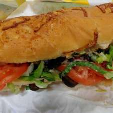 Subway | 414 W Savidge St, Spring Lake, MI 49456, USA