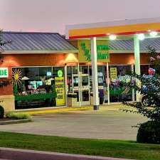 Shell | 1154 Vann Dr, Jackson, TN 38305, USA