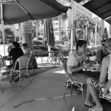 Panizza Bistro | 1229 Lincoln Rd, Miami Beach, FL 33139, USA