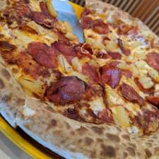 Round Table Pizza | 186 Northgate One, San Rafael, CA 94903, USA