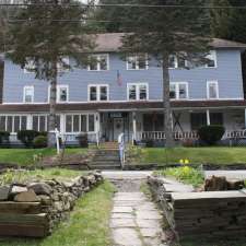 The Inn Starlight Lake & Restaurant | 289 Starlight Lake Rd, Starlight ...