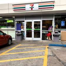 7-Eleven | 3983 Mayfield Rd, Cleveland Heights, OH 44121, USA