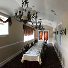 Bonwit Inn | 1 Vanderbilt Motor Pkwy, Commack, NY 11725, USA