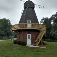 Windmill Chill | 903 N Meridian St, Holland, IN 47541, USA