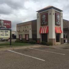 KFC | 7823 Slide Rd, Lubbock, TX 79424, USA