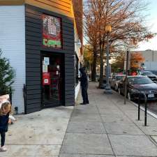 Heat Da Spot Café | 3213 Georgia Ave NW, Washington, DC 20010, USA