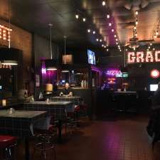 Grace & Leavitt Tavern | 2157 W Grace St, Chicago, IL 60618, USA