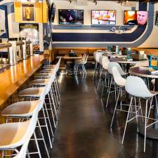 33 Taps Silver Lake | 3725 Sunset Blvd, Los Angeles, CA 90026, USA