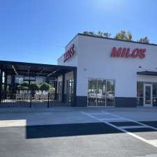 Milo's Hamburgers | 2109 7th St S, Clanton, AL 35045, USA