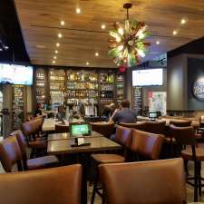 Red Robin Gourmet Burgers and Brews | 10214 N Metro Pkwy E W, Phoenix ...