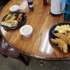 Douglas & Co. Shell | 2622 Tom Austin Hwy, Springfield, TN 37172, USA