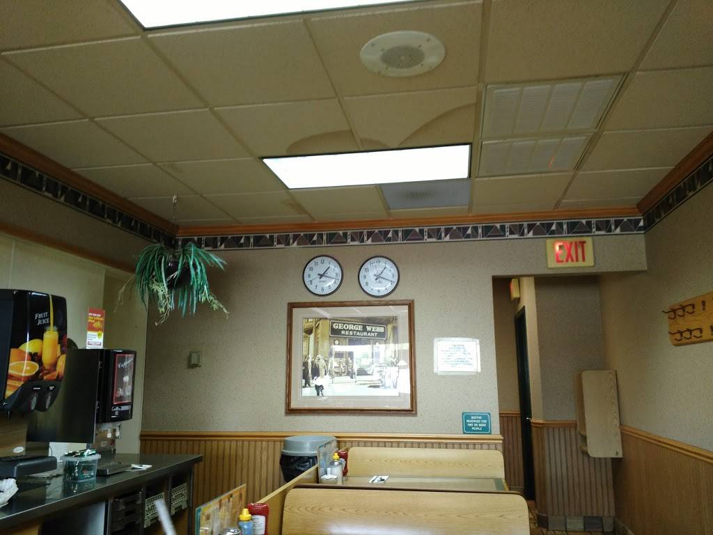 George Webb Restaurant | 4411, 3133 S 92nd St, Milwaukee, WI 53227, USA
