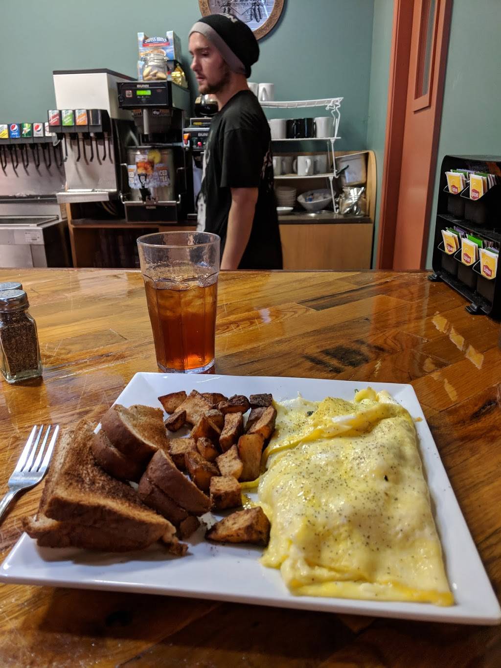 Everyday People Cafe | 309 S Main St Suite D, Bowling Green, OH 43402, USA