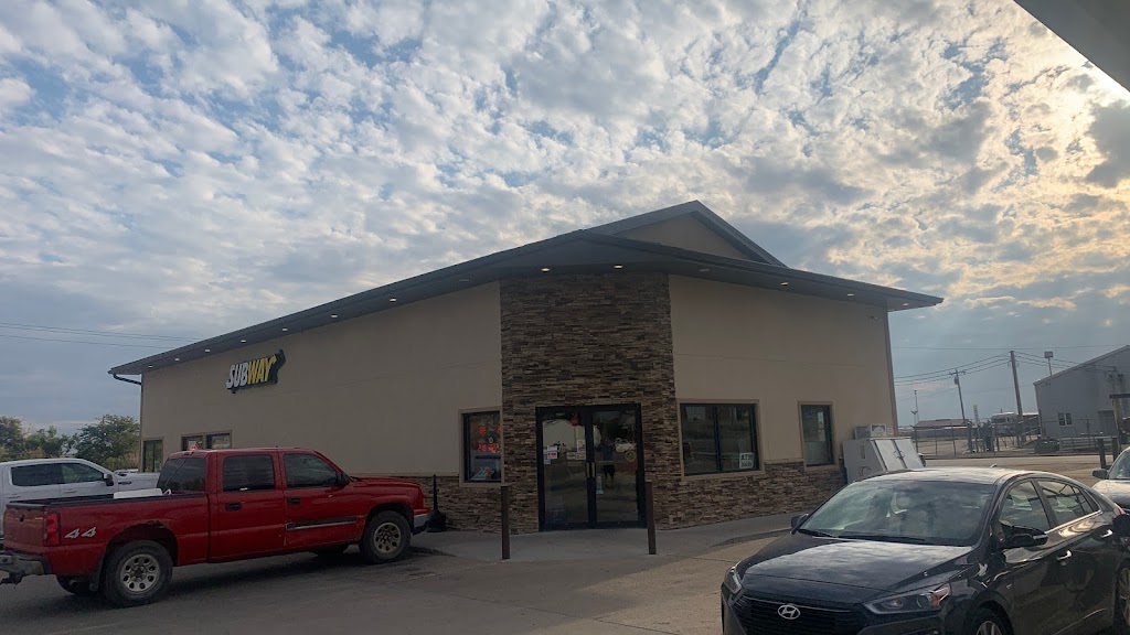 Philip Pit Stop | 409 N Larimer Ave, Philip, SD 57567, USA