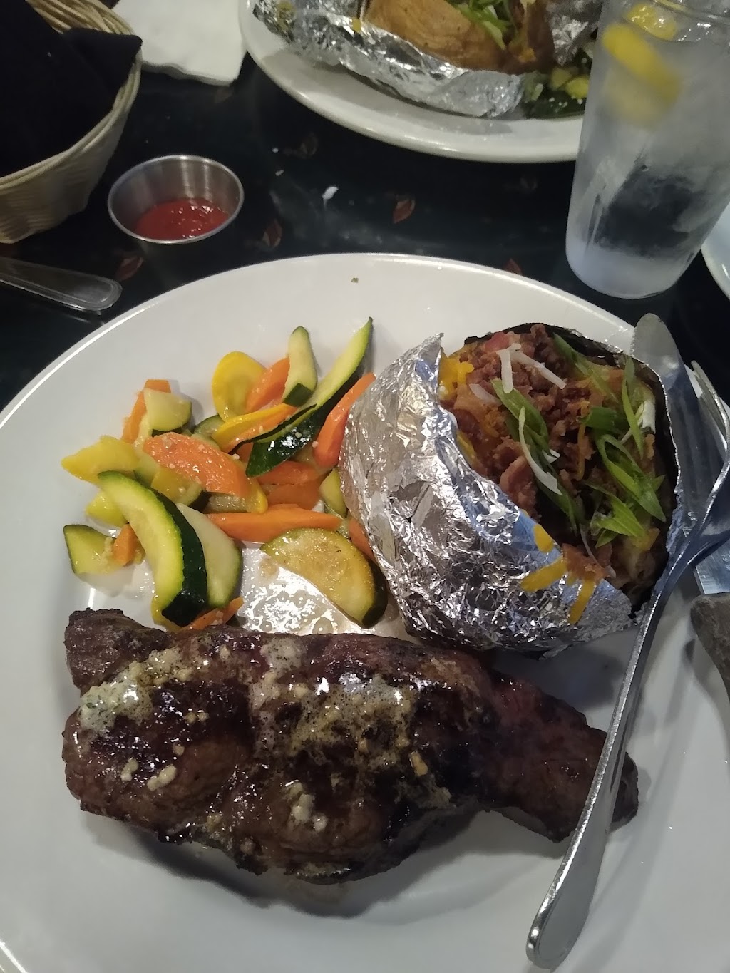 Table 59 | 3360 N State Hwy 59, Merced, CA 95348, USA