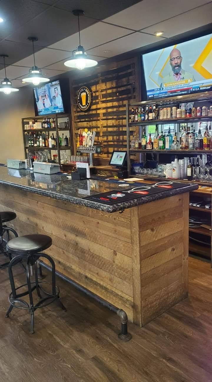 The Pub | 4767 N Carefree Cir, Colorado Springs, CO 80917, USA
