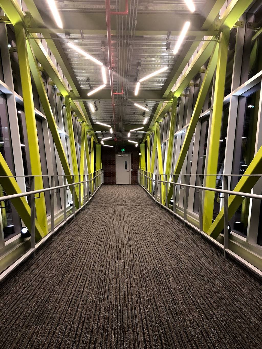 Zest bar+grille | The Rooftop at, 306 S New St, Bethlehem, PA 18015, USA