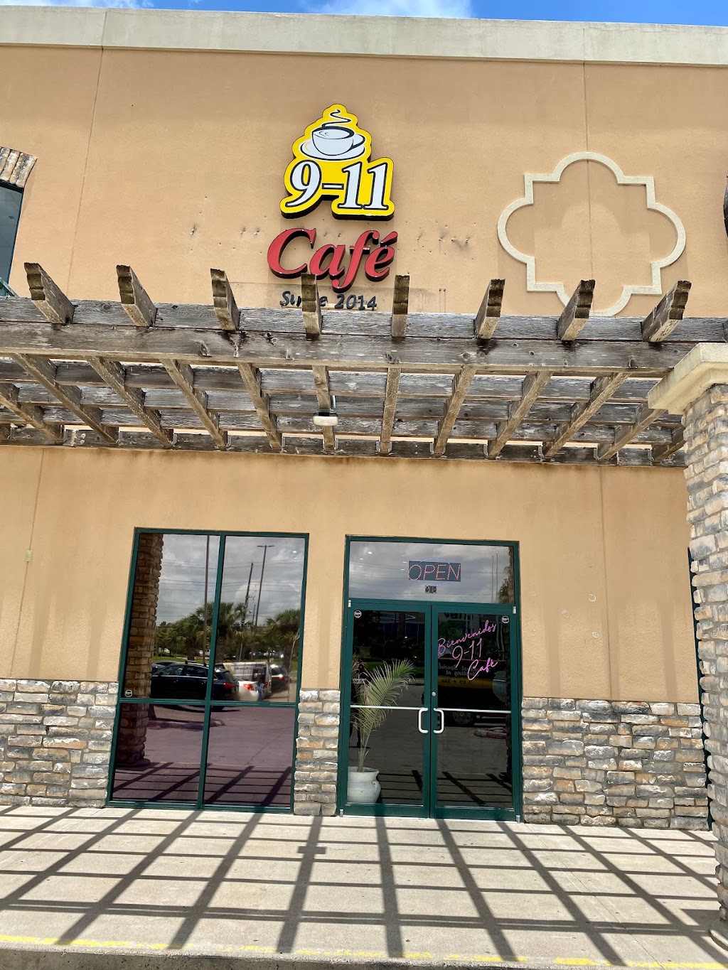 911 Café #2 | 1655 E Ruben M Torres Blvd Suite 208, Brownsville, TX ...